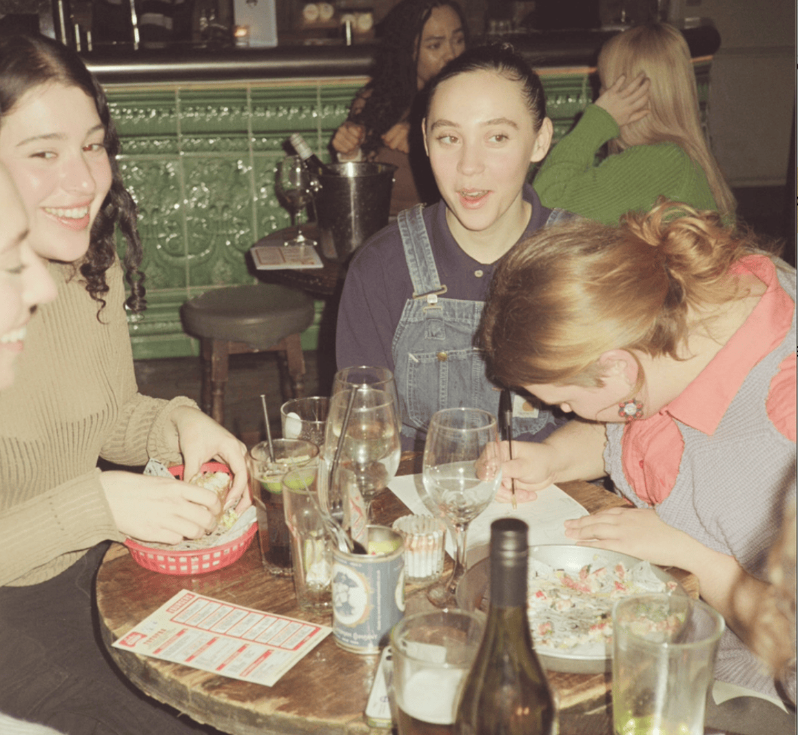 THE PUB QUIZ - The Old Queens Head